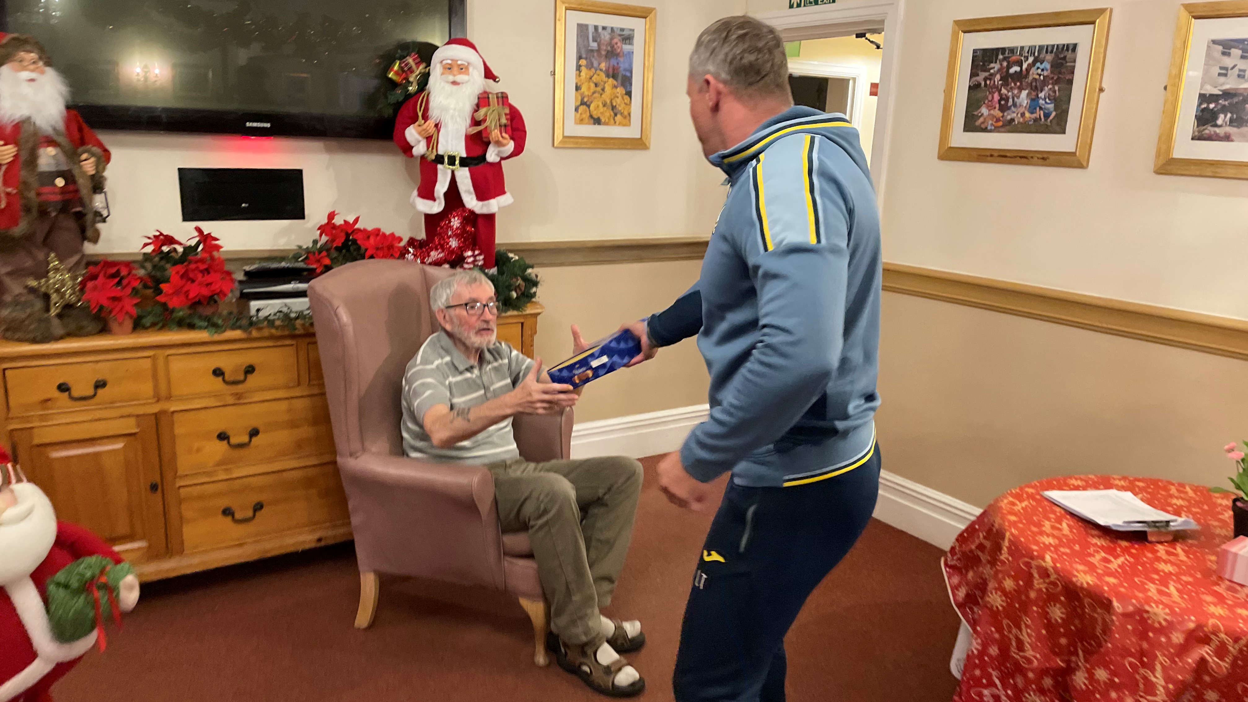Swans Christmas Surprises with Westacres | Hengoed Court | Swansea