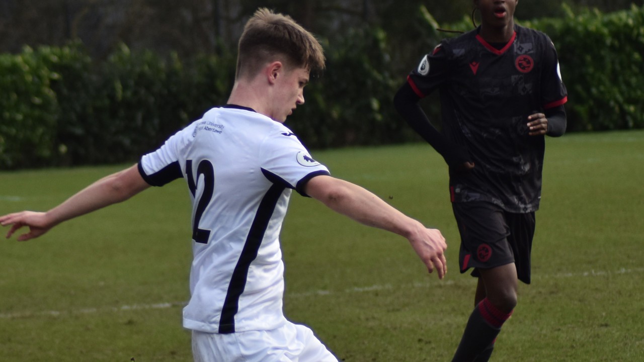 Josh Edwards out to build on whirlwind season | Swansea