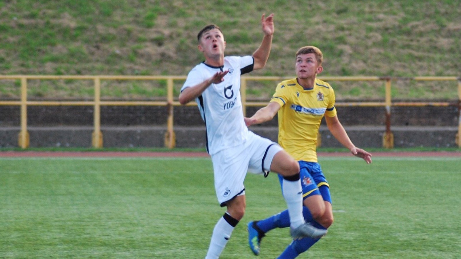 Report | Barry Town United 1-2 Swansea City U23s | Swansea