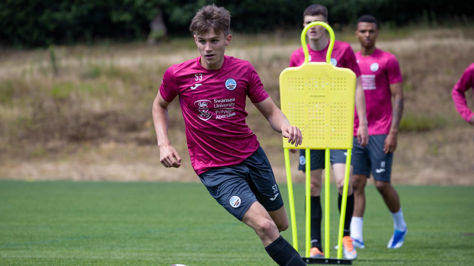 First professional contract for Swansea City youngster Ben Lloyd | Swansea