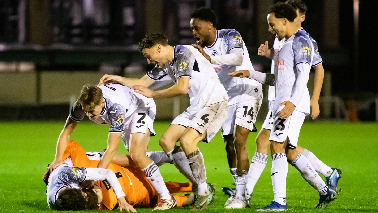 Report | Swansea City U21s 0 Cardiff Met 0 (Swansea City U21s win 5-4 ...