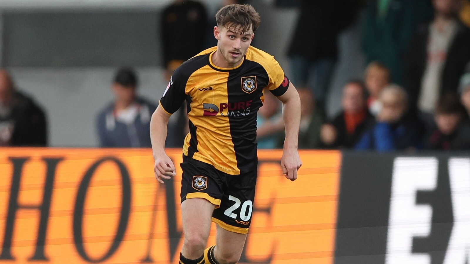 Loan extensions for Ben Lloyd and Jack Fanning | Swansea