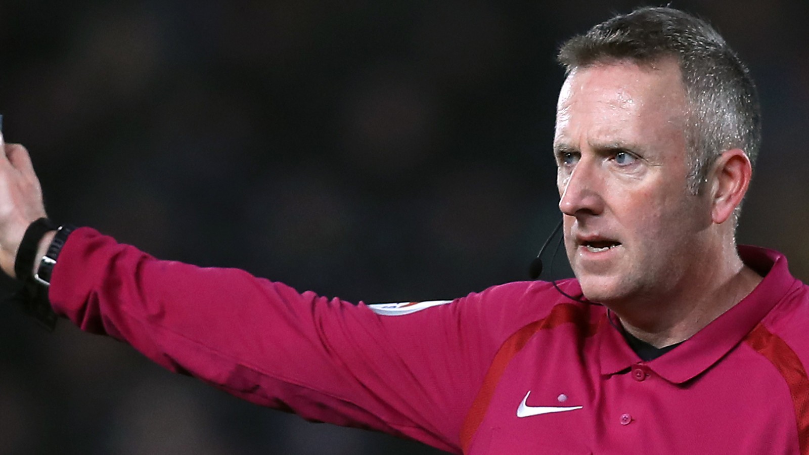 Man in the middle: Jonathan Moss | Swansea