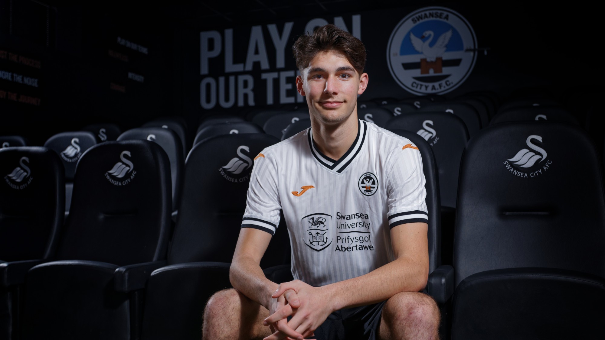 Martin praises assured Swansea City debut from Finley Burns | Swansea