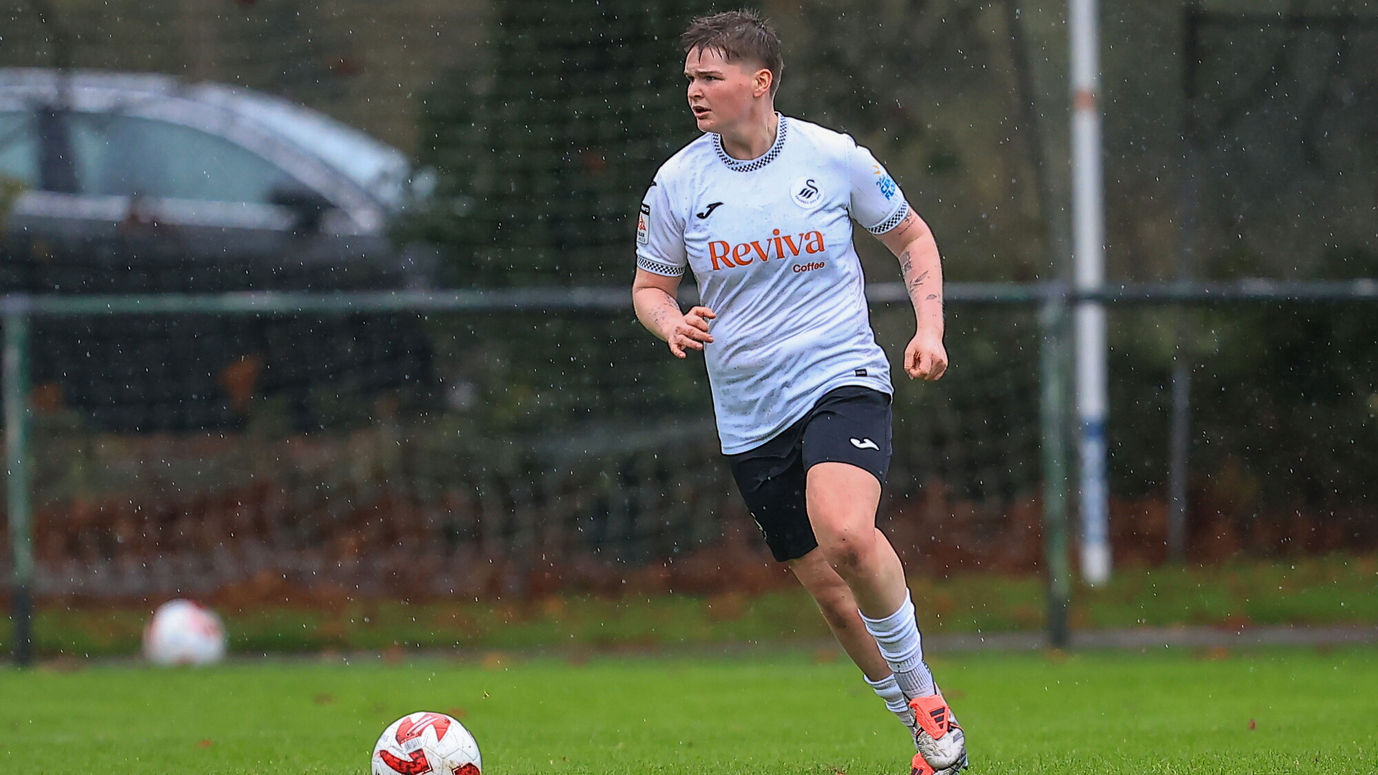 Caitlin Seaborne makes Briton Ferry loan move | Swansea