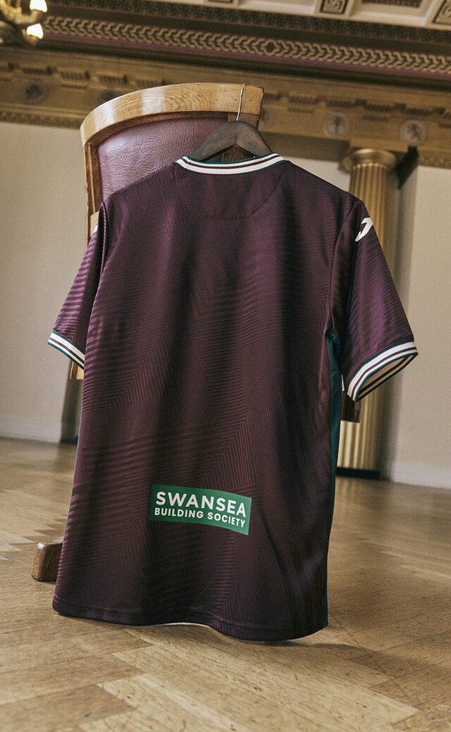 2025-26 Away Kit | Swansea