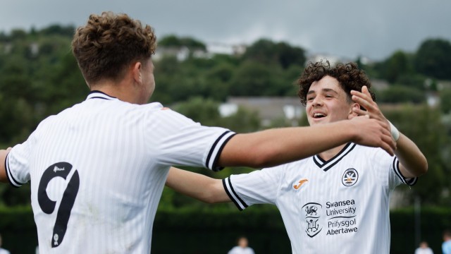 Charlie Veevers signs first professional deal with Swansea City | Swansea