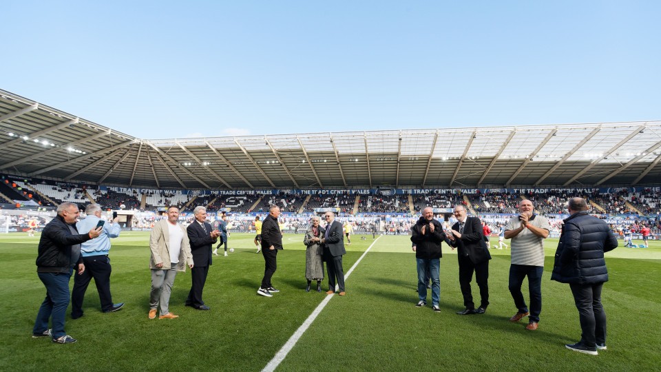 Gallery | 1994 Autoglass Trophy celebrations | Swansea