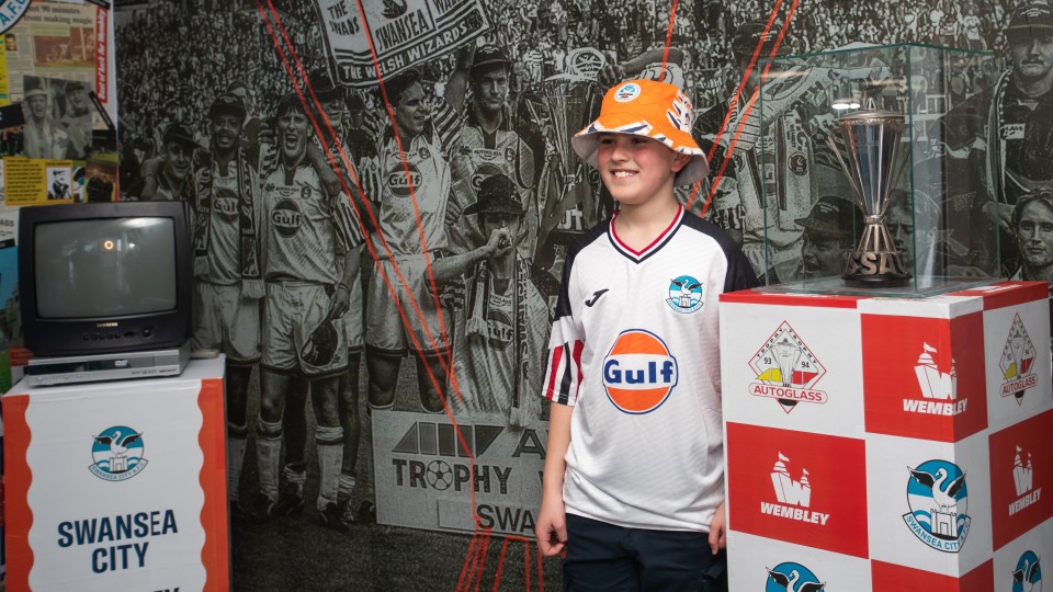 Gallery | 1994 Autoglass Trophy celebrations | Swansea