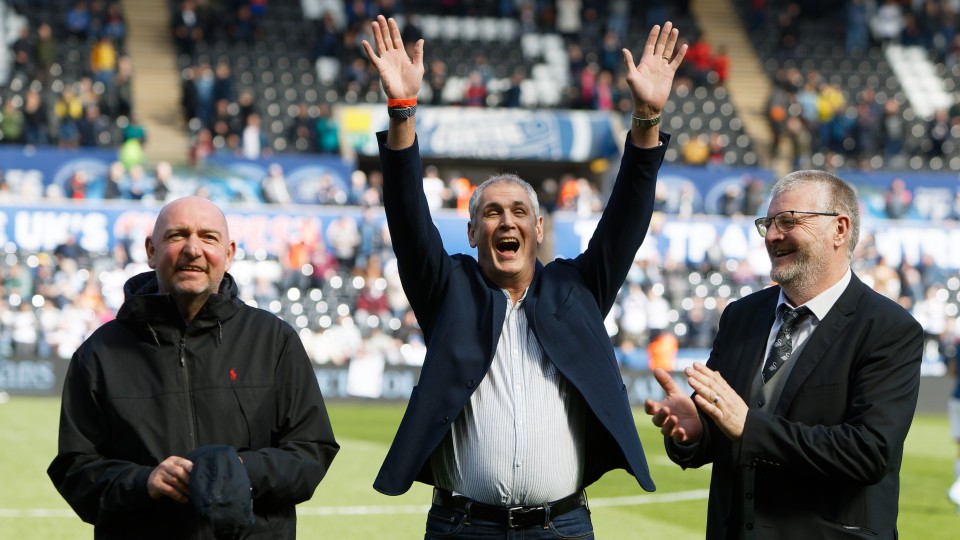 Gallery | 1994 Autoglass Trophy celebrations | Swansea