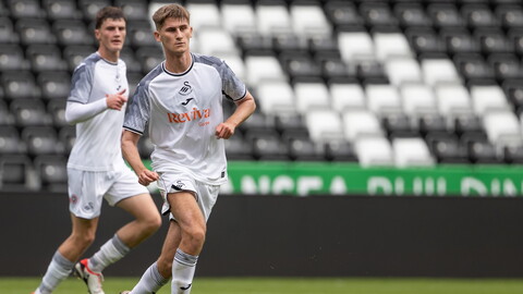 Ben Blythe Swans U21s Crewe | Swansea